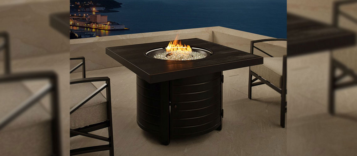 Styling Your Hotel Exterior: Outdoor Heating and Bar Ideas