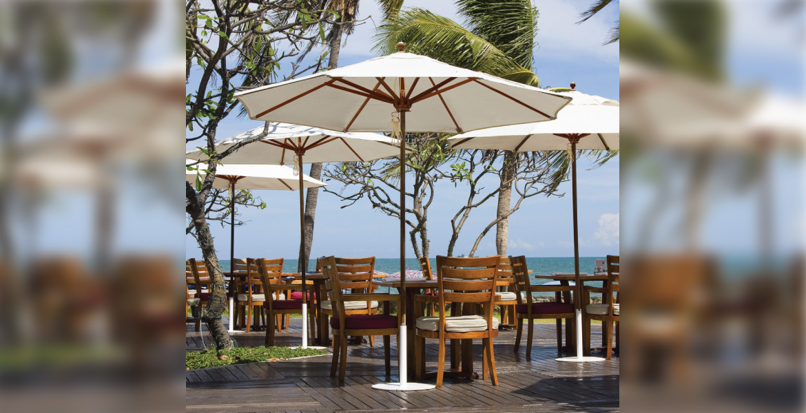 Keeping Your Customers Cool: 8 Restaurant Patio Shade Ideas