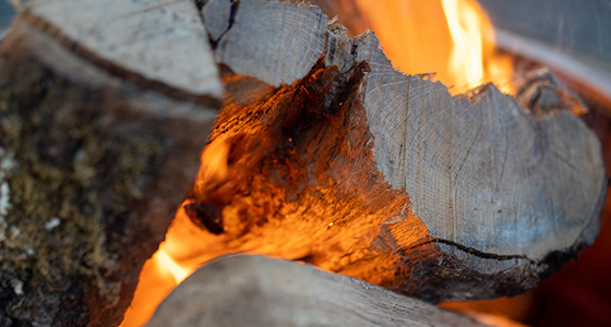 How to Start a Fire in a Firepit | PatioHeatandShade